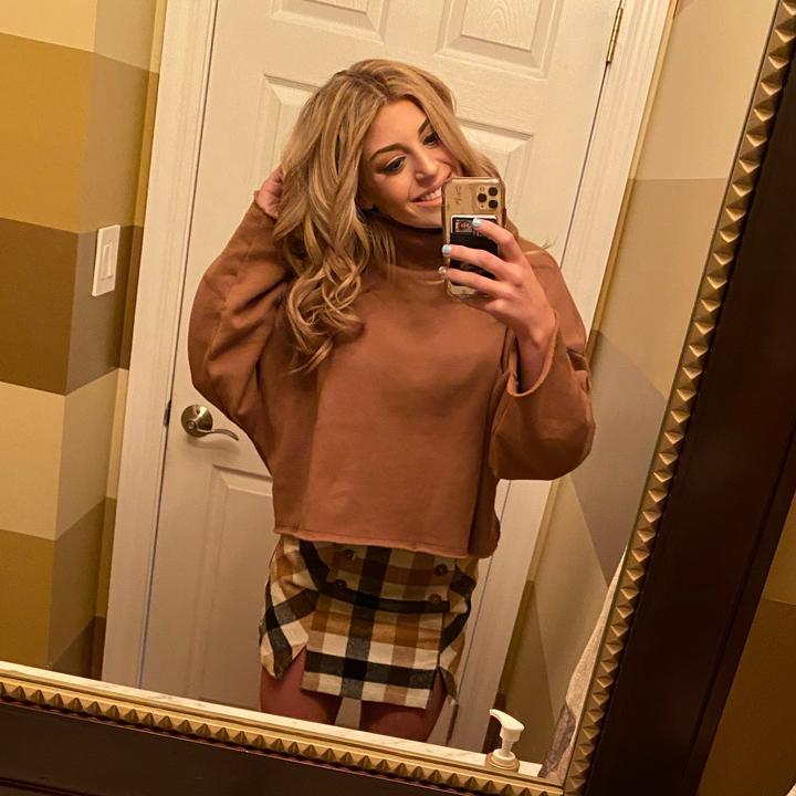 🦄 @nerdloverforever - anna nichols - Tiktok profile