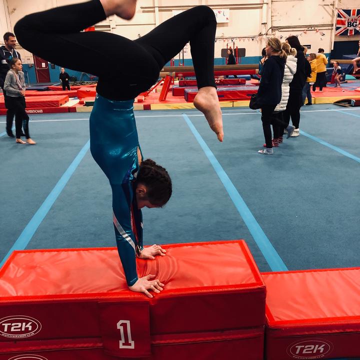 Millie grace - @ xo_gymnasticsmillie_xo TikTok Analitik | Profil, video ...